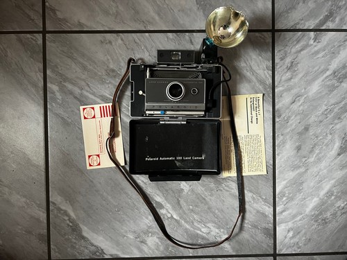 Vintage Polaroid Automatic 250 Land Camera w/ Case Strap Flash Not ...