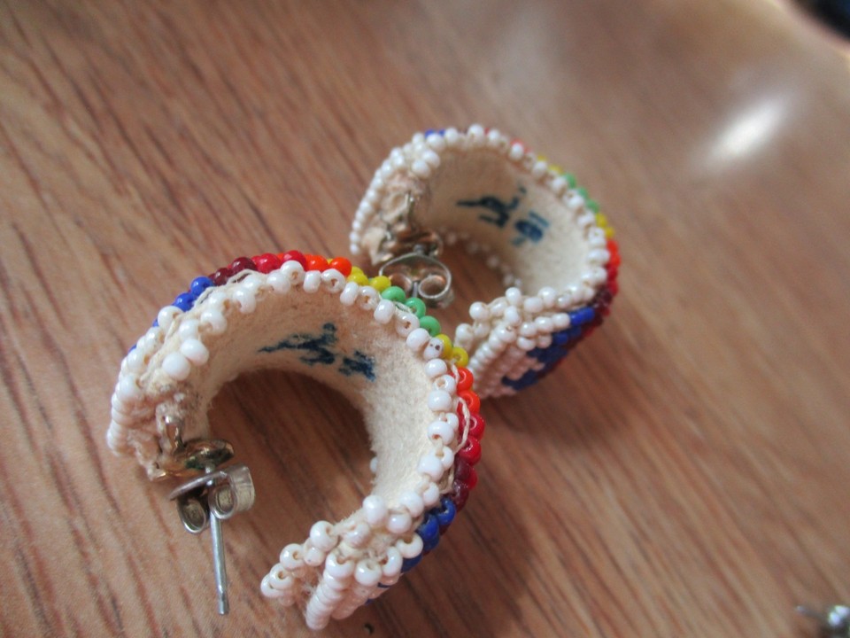 Lot of 2 Pair Vintage Native American Beaded Deer Skin Signed Earrings ...