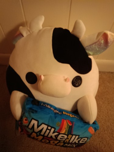 ZURU Snackles 14" Soft Plush Squish "Cow W/ Mega Mix Candy" -FREE ...