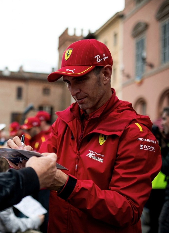 F1 Puma Ferrari WEC 499p Hypercar GT Rain Jacket M 2025 Giovinazzi Pier ...