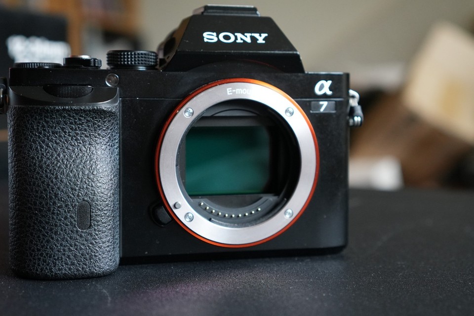 Sony Alpha A7 24.3MP Full Frame Body - Mint - Low Shutter 6,573 - 64GB ...
