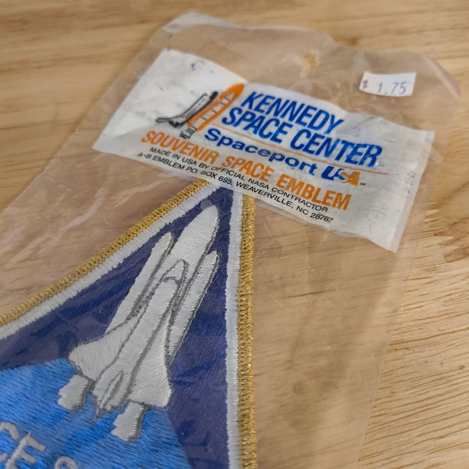 Vintage 80's NOS Kennedy Space Center Spaceport USA Shuttle Emblem ...