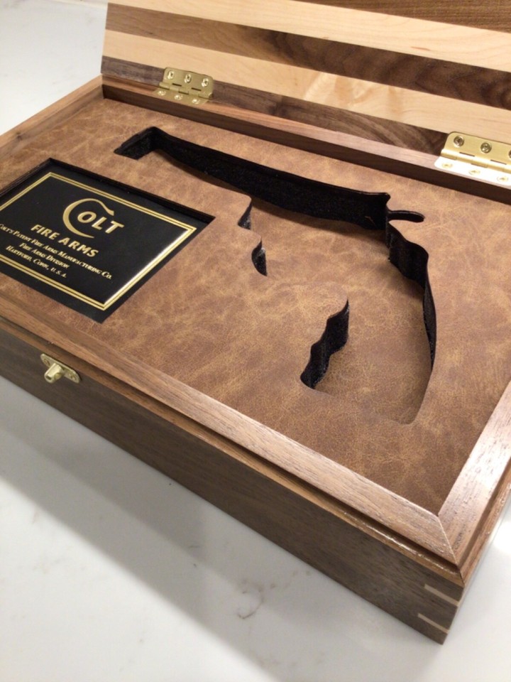DELUXE CUSTOM Colt Python Anaconda box, Presentation Case, Walnut ...
