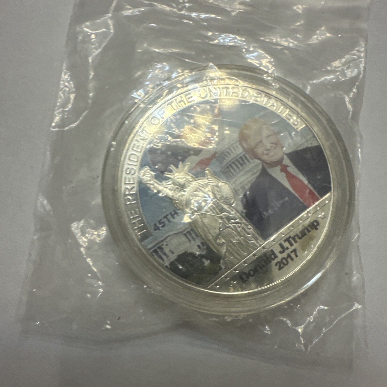 New President Donald Trump Inaugural Silver Commemorative Novelty Coin ...