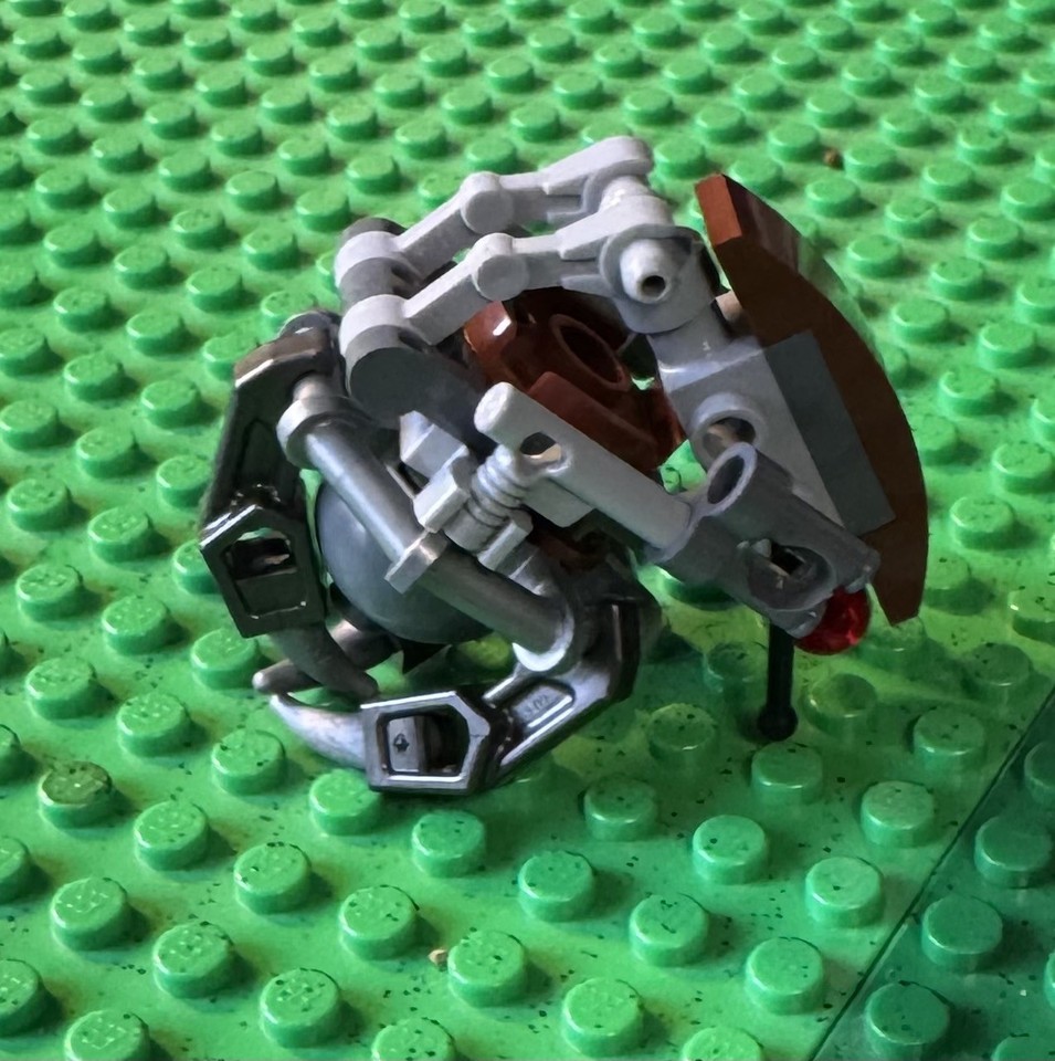 LEGO Star Wars Droideka Destroyer Droid Minifigure NEW 75000 Mini ...