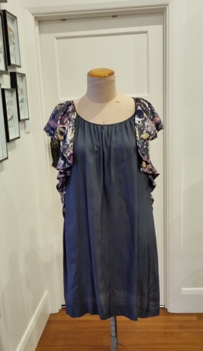 Gorman size 14 Grey & Floral pattern flutter sleeve knee length dress ...