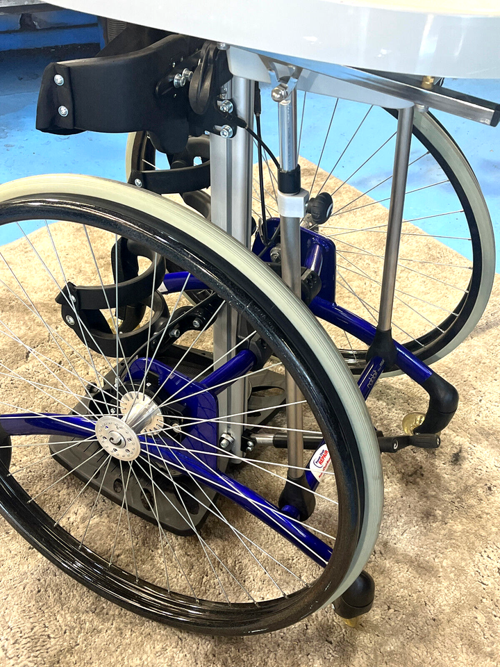 RABBIT R82 STANDER (size 3) | eBay