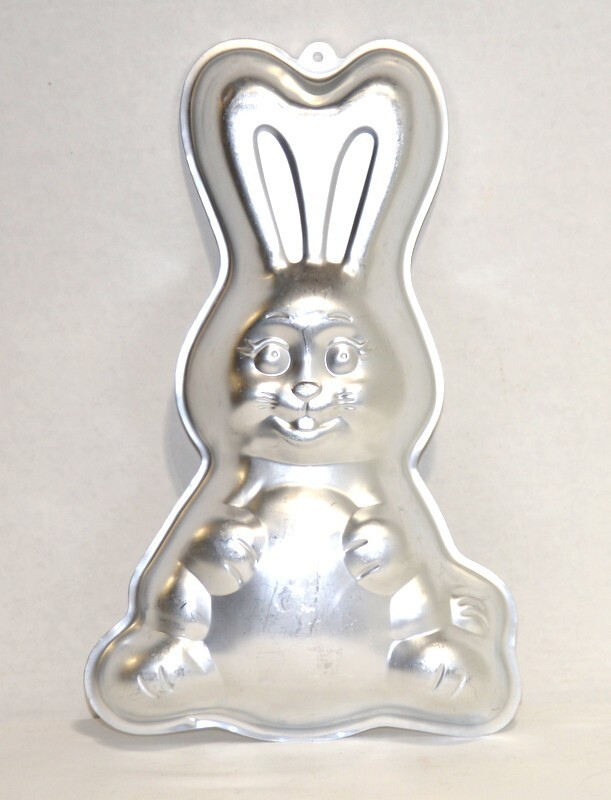 Wilton Easter Rabbit with Egg Aluminum Cake Pan - 1989 - #2105-9408 | eBay