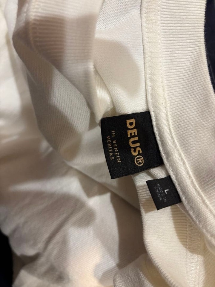 DEUS logo print T-shirt L Deus Records | eBay