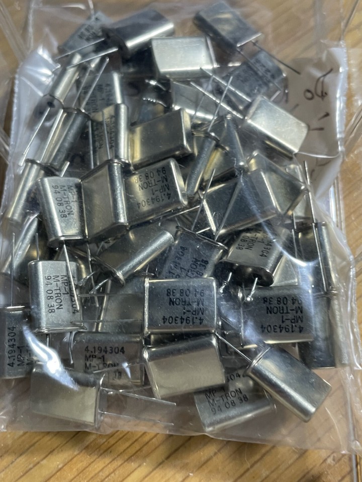 A lot of TEN (10) Quartz Crystal HC-49U at selected frequencies | eBay