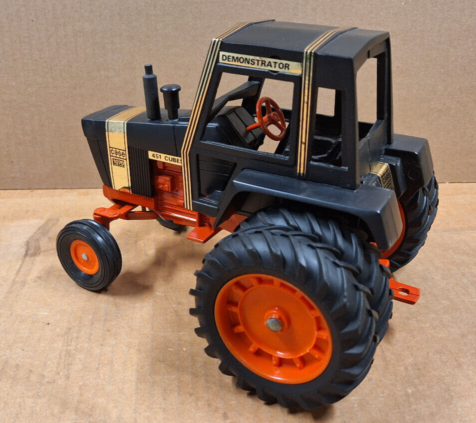 Ertl Case Agri King 1070 Black Knight Demonstrator 1:16 Diecast Tractor ...