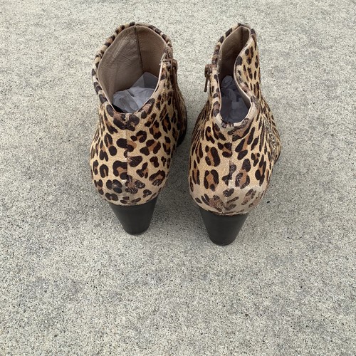 Vionic Georgia Leopard Animal Print Calf Hair Studded Ankle Boots Size ...