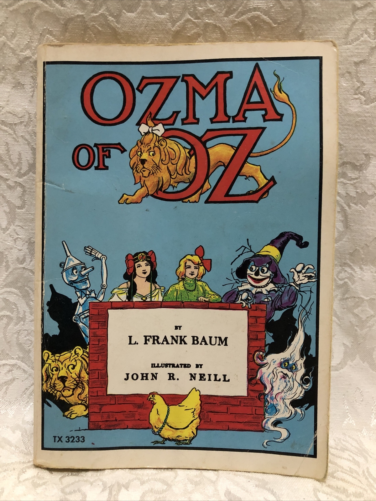 OZMA OF OZ by L. FRANK BAUM illustrated by JOHN R. NEILL 70'S PAPERBACK ...