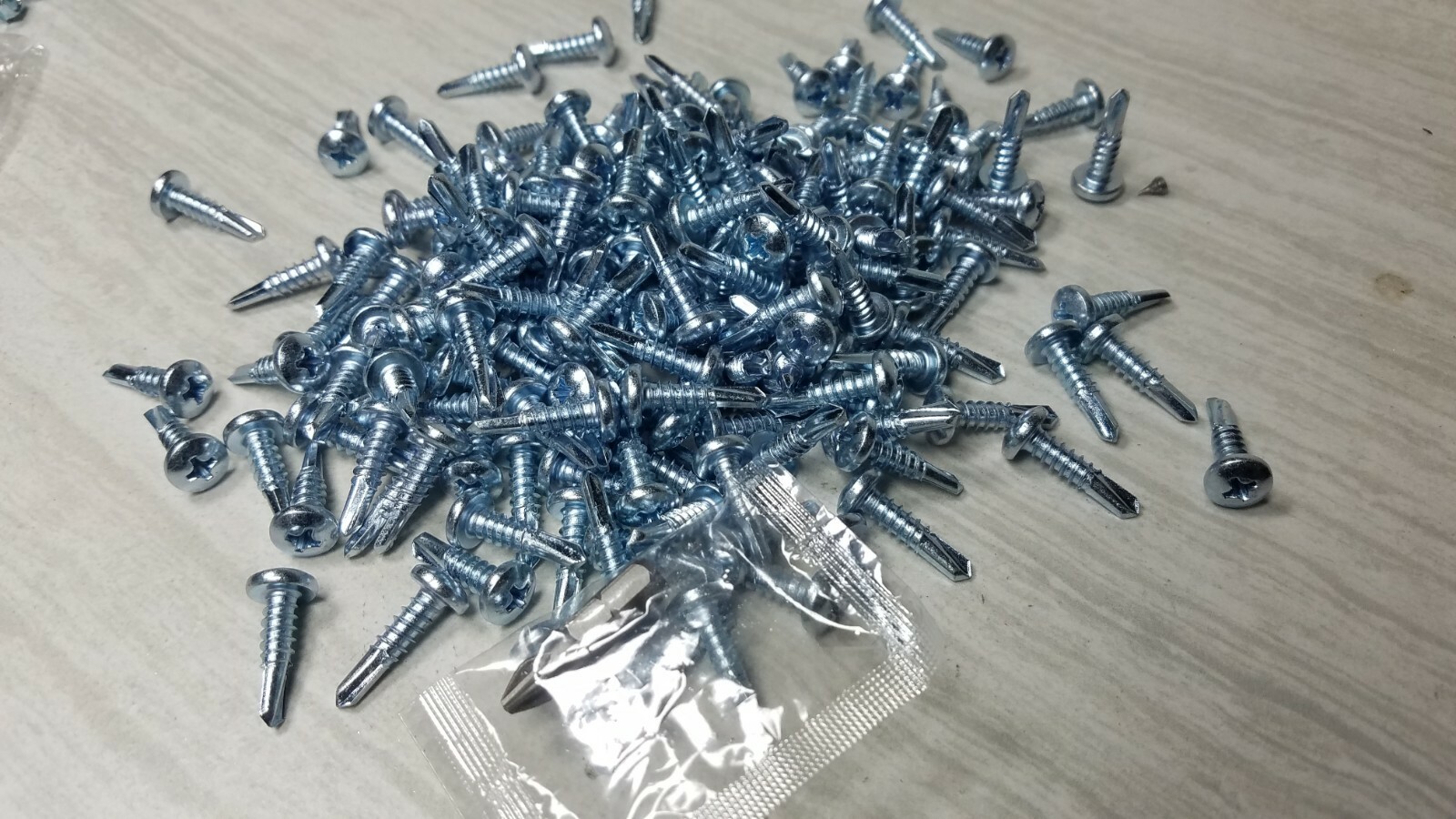 Self Drilling Pan Head Screws 175 Pc 1 LB #10 x 3/4" Metal to Metal 20 ...