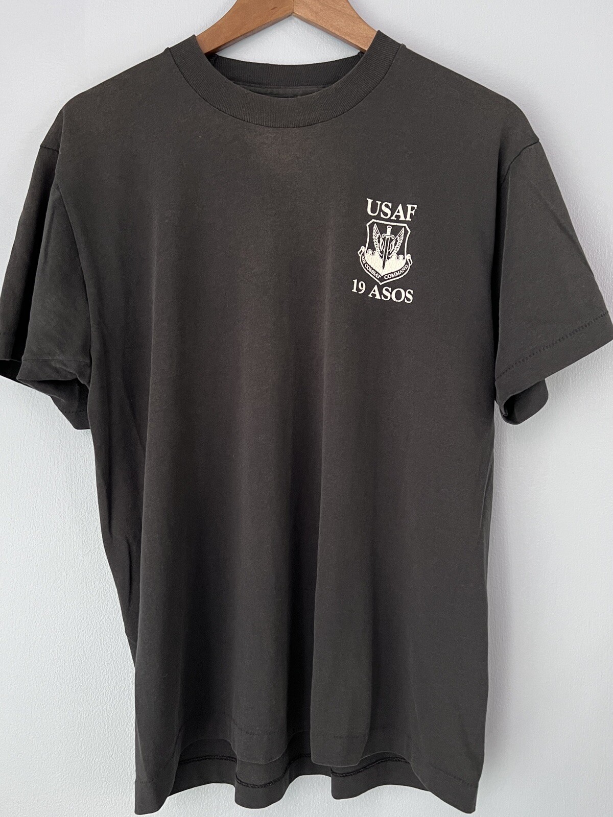 VTG USAF 19 ASOS Black Faded Tshirt Chest Logo Air Combat Single Stitch ...
