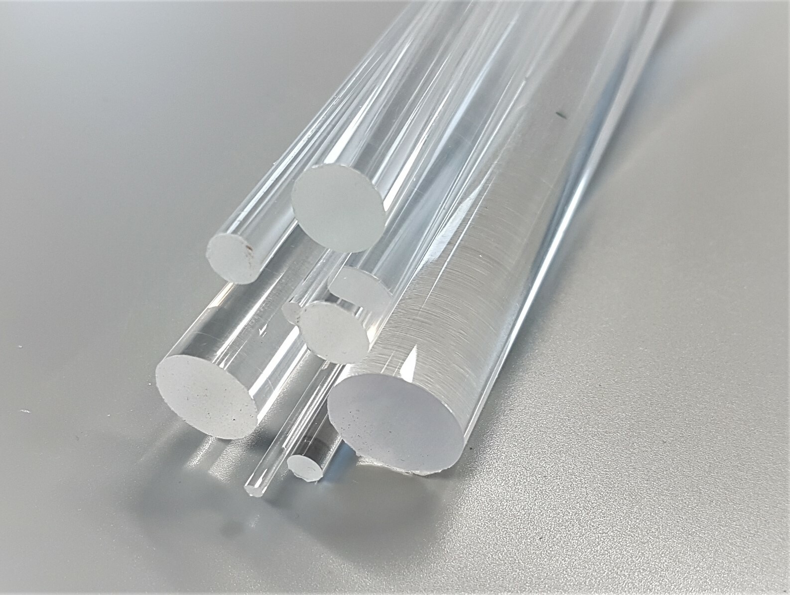 Plastics Rods Round Clear Solid Acrylic - 2 3 4 5 6 8 10 12 & 15mm ...