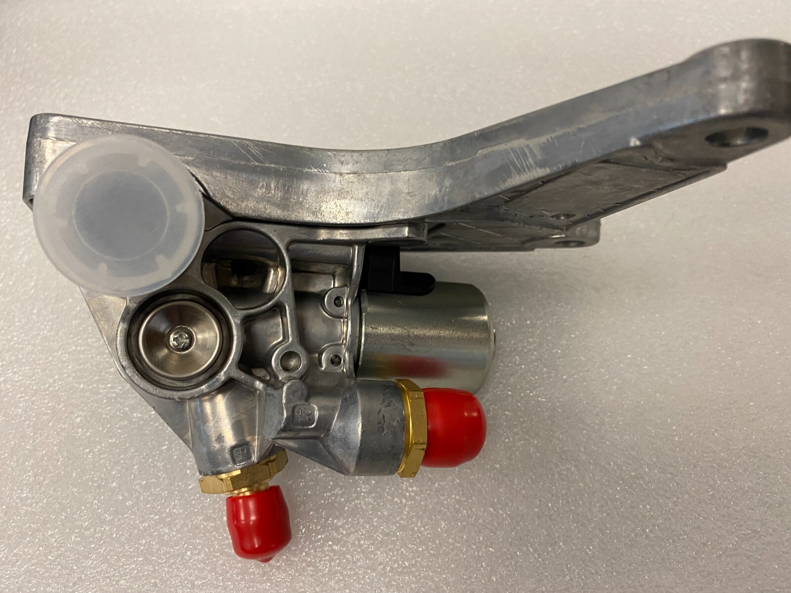 Volvo 23992701 Air Valve | eBay