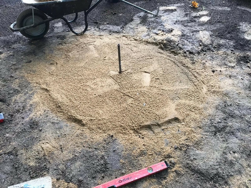 Round Fire pit granite slab fireplace concrete bricks garden decor ...