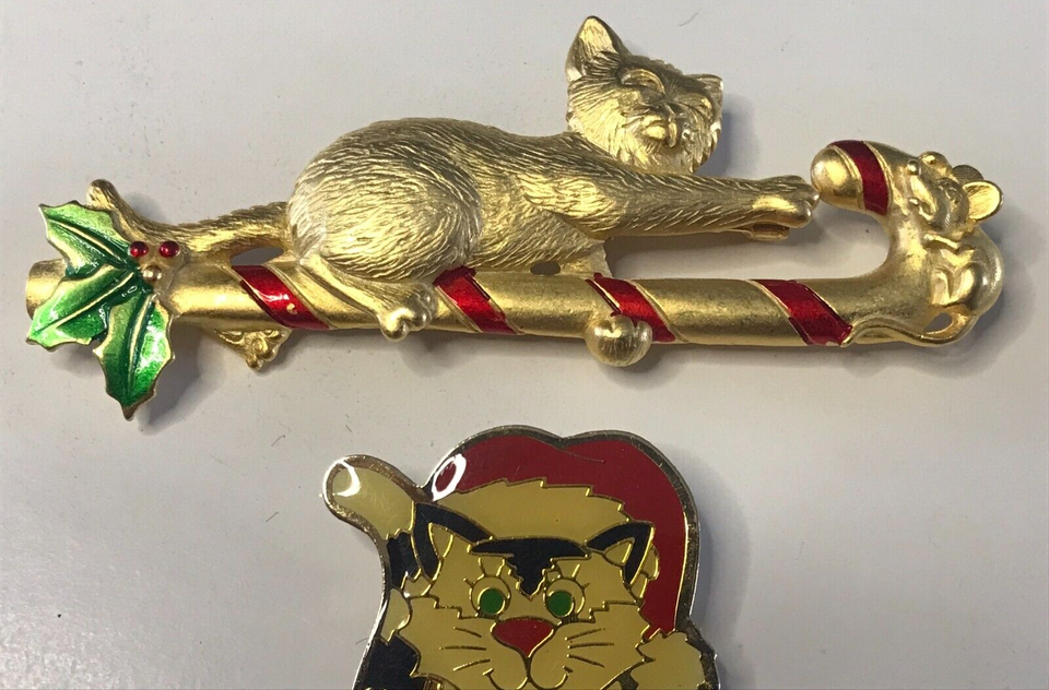 Vintage JJ Jonette Christmas Pin Brooch Cat and Mouse Candy Cane w ...