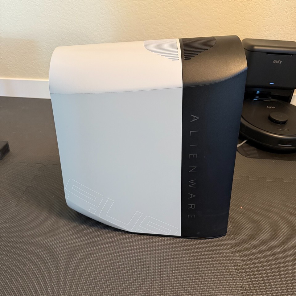 Alienware Aurora R10 Gaming Computer - AMD Ryzen 9 5900 32GB RAM ...