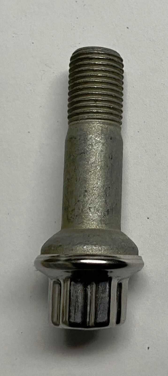 Set of 10 Genuine Mercedes-Benz Wheel Bolts OEM# A0009905407 Made in ...