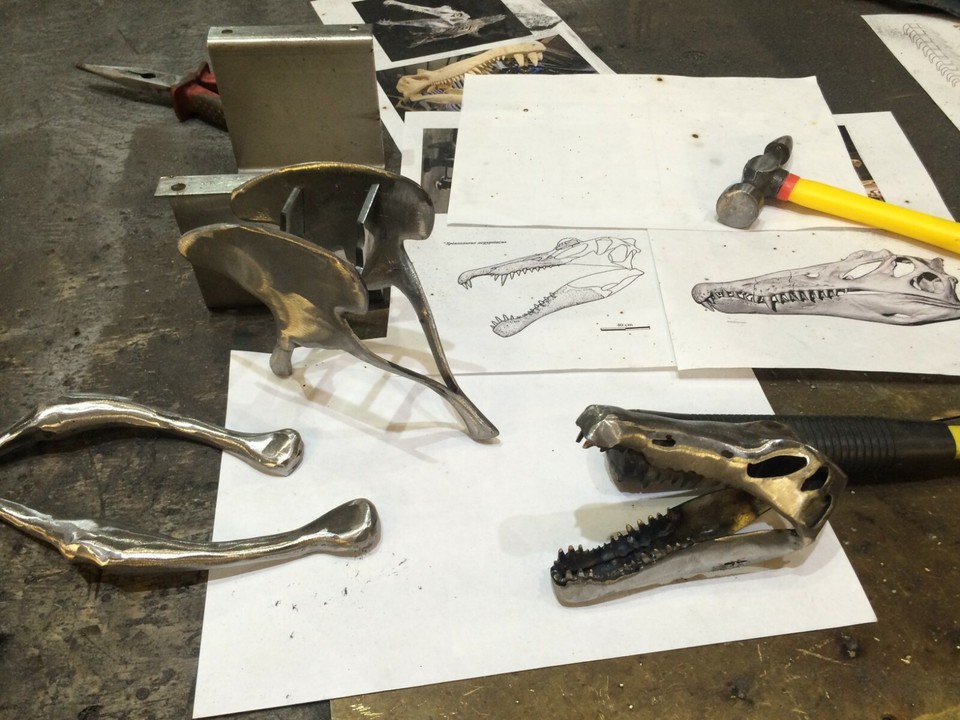 Handmade Welded Steel Dinosaur Skeleton Sculpture / Spinosaurus | eBay UK