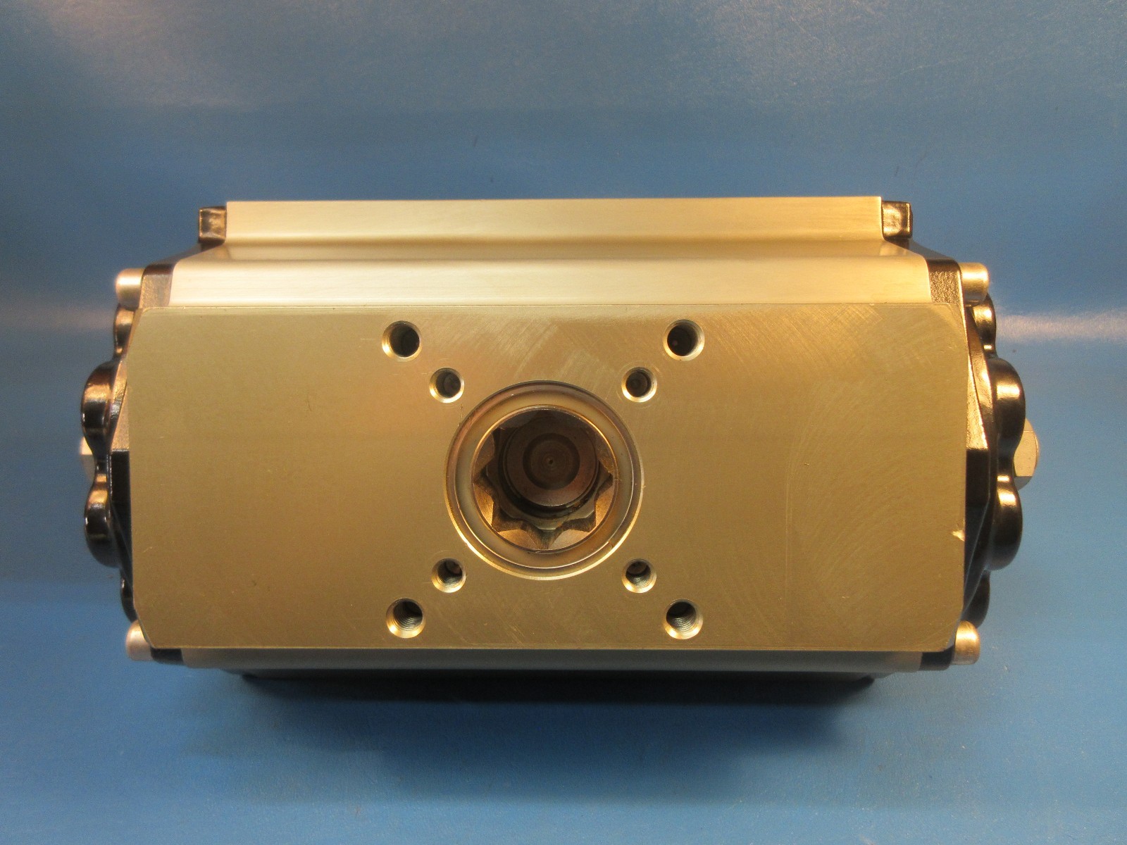 Radius AS-040, 4D-RDR, AS-040, N-20, 120 PSIG Pneumatic Actuator | eBay