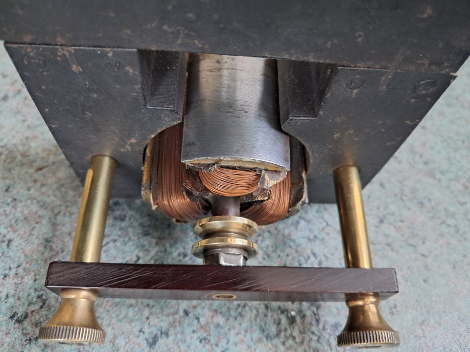 Open Frame Dynamo? Motor? Electric Generator? 3 Pole Armature. | eBay UK