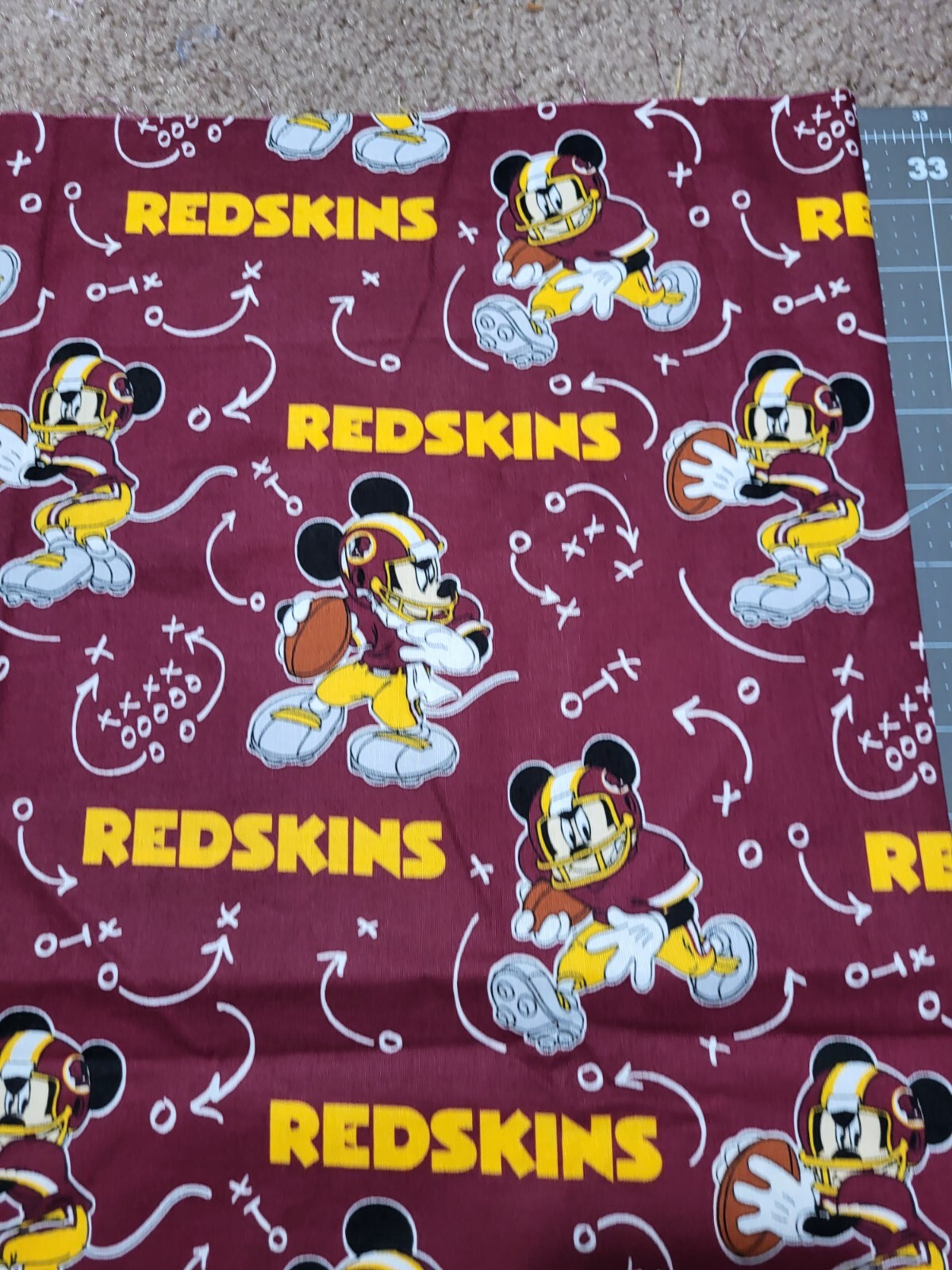 MICKEY MOUSE AND WASHINGTON REDSKINS FABRIC - 22" | eBay