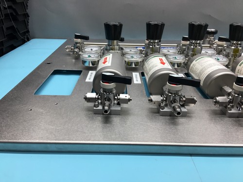 5 Entegris CE500KFI4R GateKeeper Insert Gas Purifier + 11 Tescom ...