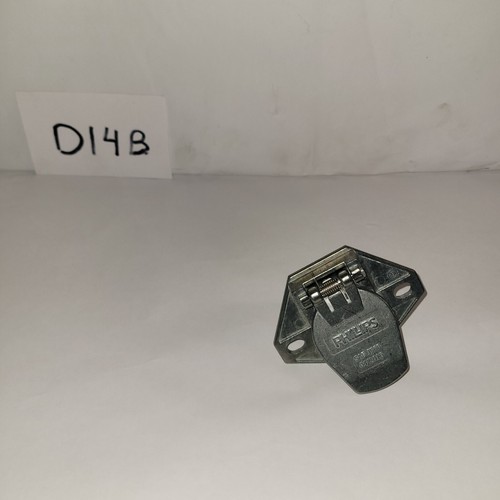 NEW Phillips 15-720 Zinc Die-Cast Wire Insertion Socket 7-Way SAE J560 ...