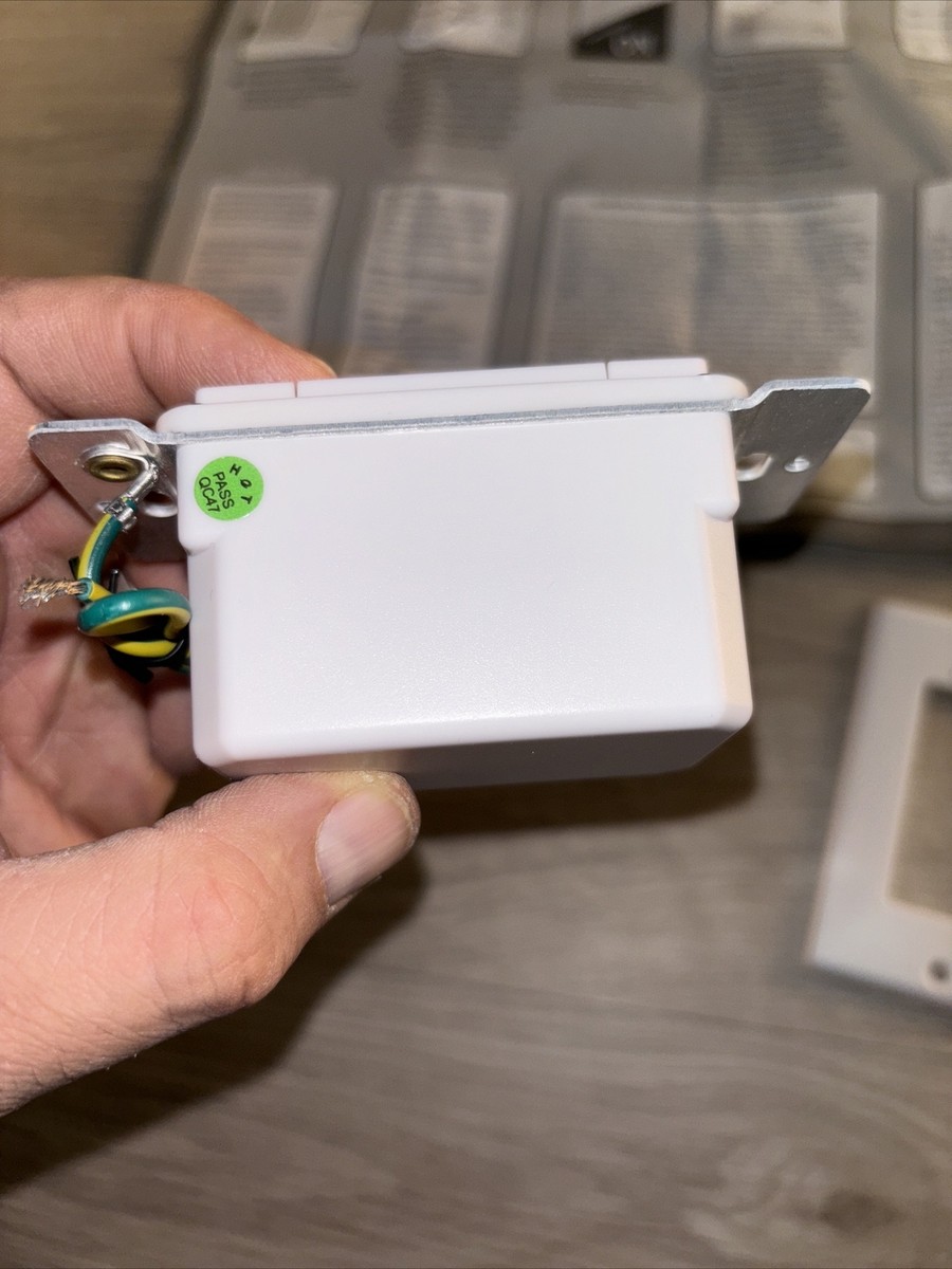 Hunter 99120 Universal Ceiling Fan Light Wall Mount Remote | Shelly ...