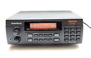 RadioShack Pro-2050 TrunkTracker 300 Channel Police Fire EMS Scanner ...