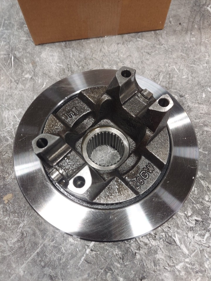 12471501 GM 11.5" Differential Pinion Yoke Flange with dampner balancer ...