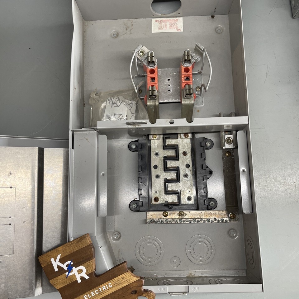 Milbank 200 Amp Combination Meter Socket / Main Breaker / Emergency ...