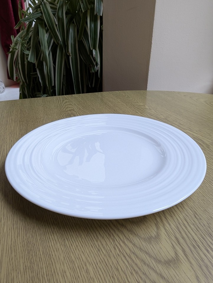 Linea Soho bone china salad plates 8"/20.5cm white with rings superb ...
