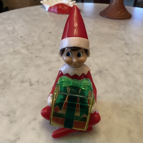 The Elf on The Shelf a Christmas Tradition Toy figure holds candy gift ...