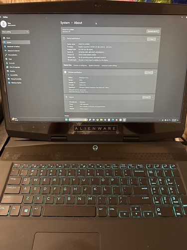 Alienware M17 R5 17.3'' (1TB SSD. AMD Ryzen 9 6900HX, 4.9GHz 16GB RAM ...