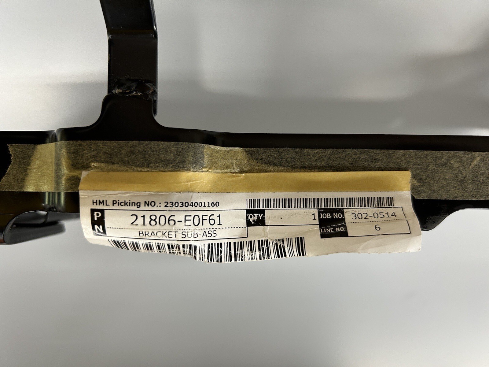 *1065* 21806-E0F61 Hino specific bracket assembly Brand NEW!! | eBay