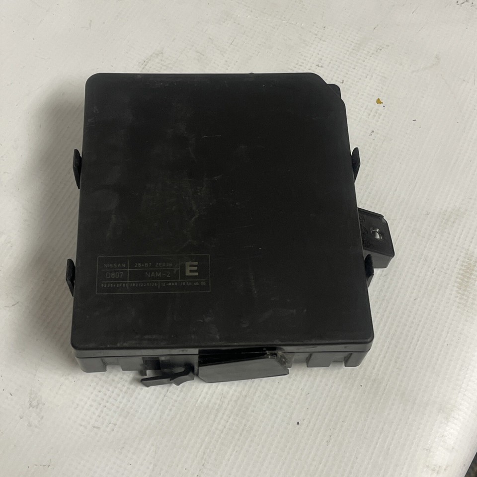 284B7 ZE03B I Nissan Infiniti Suzuki BCM AT 2.5L 2.5L OEM Body Control ...