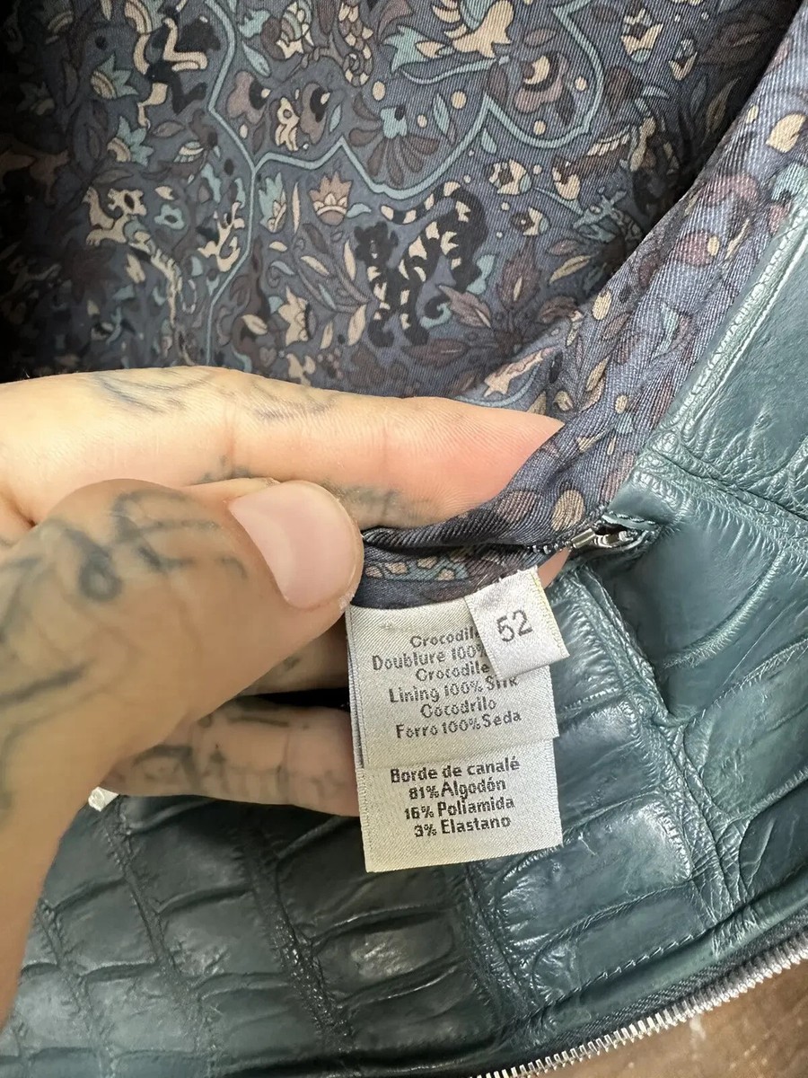 HERMES 1/1 FULL CROCODILE, SILK LINED JACKET: GREEN SIZE HERMES 1/1 FULL CROCODILE, SILK LINED JACKET: GREEN SIZE