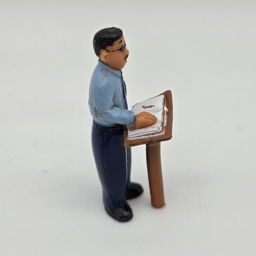 Homies Series 5 El Profe 1.75" Figure Figurine Professor at Podium ...
