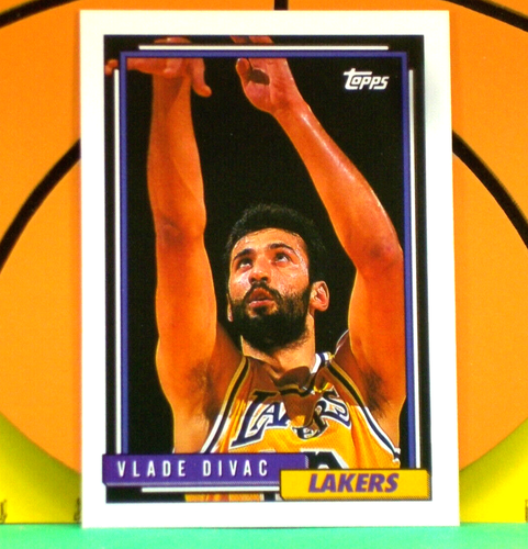 1992-93 TOPPS Basketball Card # 32 *** VLADE DIVAC *** Los Angeles ...