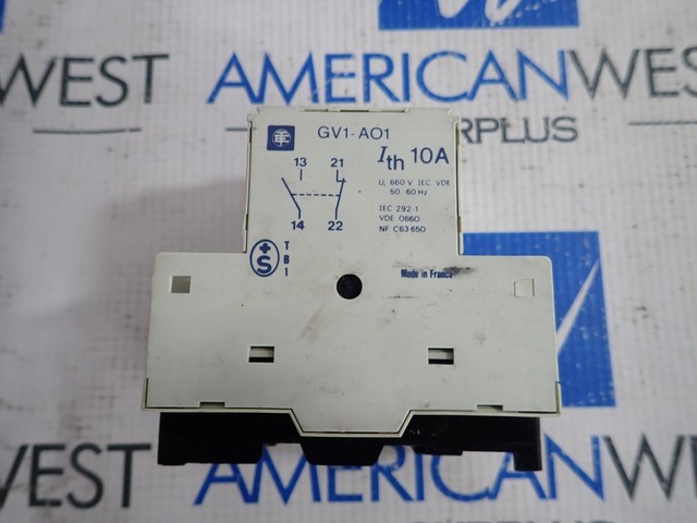 Telemecanique GV1-MO7 Motor Starter 1.6-2.5amp with Aux (GV1-A01 ...