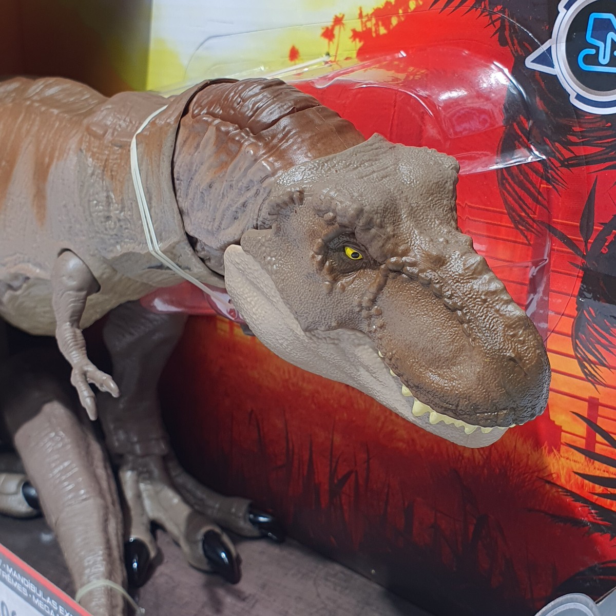 Jurassic World Extreme Chompin Tyrannosaurus Rex