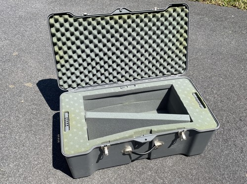 Large Plastic lightweight equipment AV Audio Video case w/ Foam inserts ...