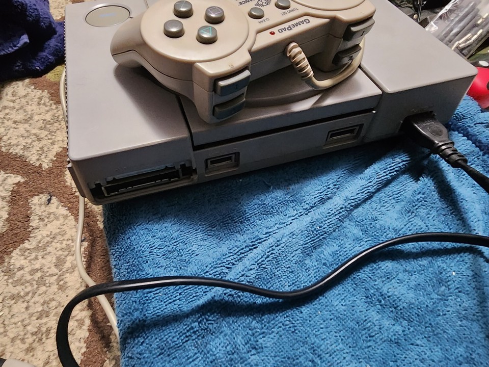 Sony PlayStation 1 Console SCPH-7501 PS1 w Controller | eBay