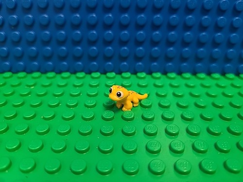 Lego Salamander Minifigure Popcorn Gecko Animal Friends CMF Lot Rare ...
