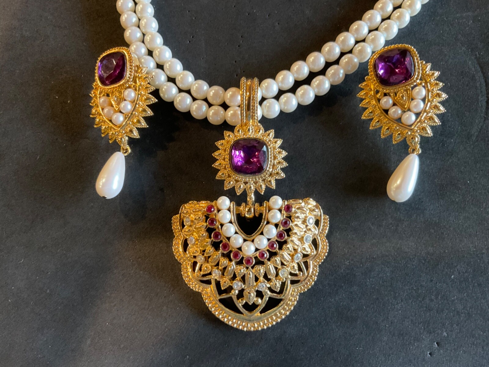 Elizabeth Taylor SHAILL JHAVERI for AVON IMPERIAL EL… - Gem