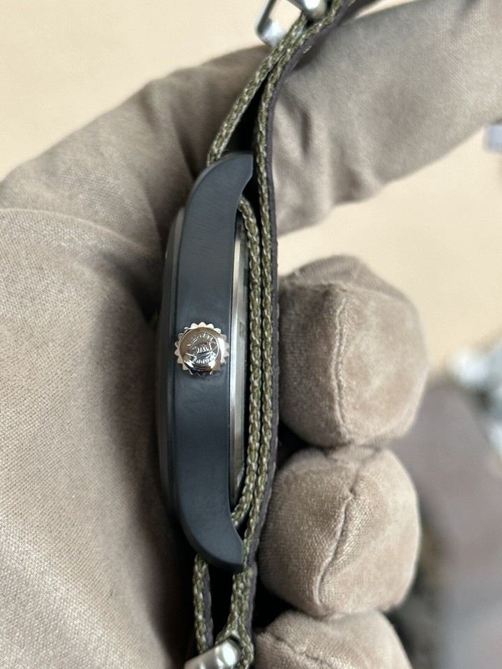 IWC PILOT'S WATCH MARK XVIII TOP GUN EDITION «SFTI» & TOP GUN STOPWATCH ...